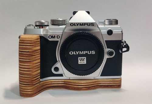 Ручка к фотоаппарату olympus OM-D E-M5 III