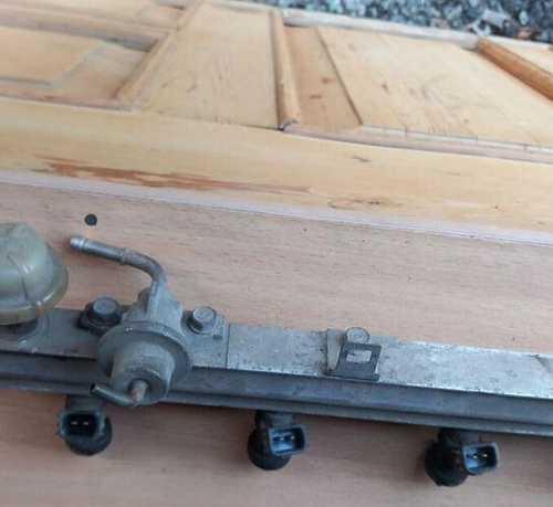 Топливная рейка с 4 форсунками Honda Capa GA-4
