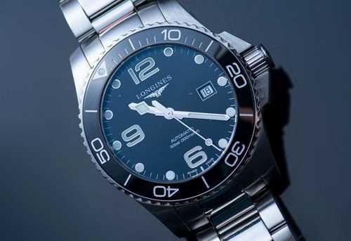 Часы Longines HydroConquest L3.782.4.56.9