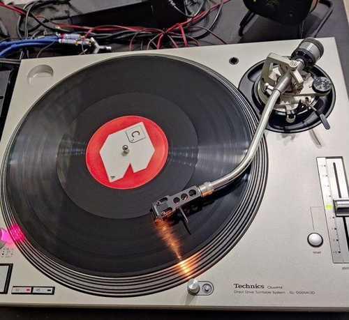 Проигрыватель винила Technics SL 1200 mk3D mk5