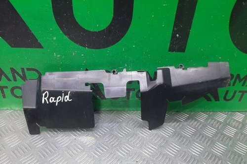Дефлектор радиатора левый Skoda Rapid 1 2014-Нв