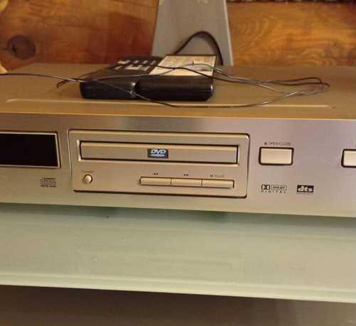 DVD-player Onkyo DV-S525 (DVD плеер)