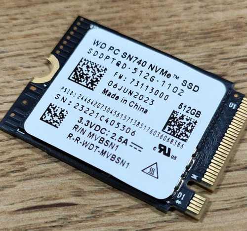 SSD накопитель Western Digital SN740 512 гб 2230 G