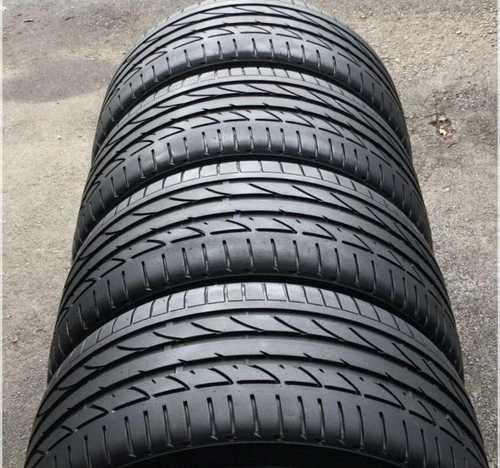 Bridgestone Potenza S001 255/35 R19