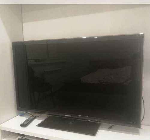 Телевизор Samsung SMART tv