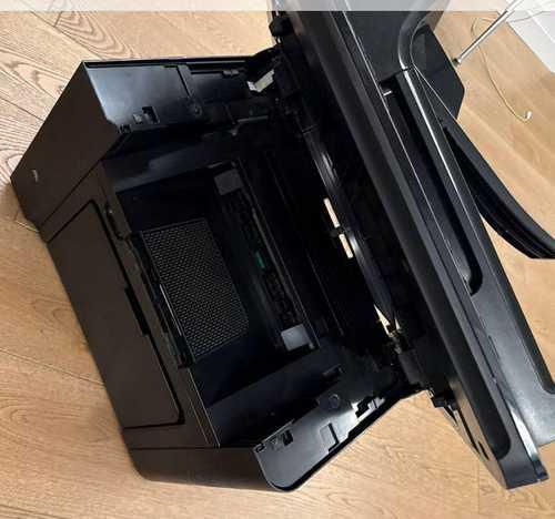 Принтер HP laserjet 1536dnf MFP