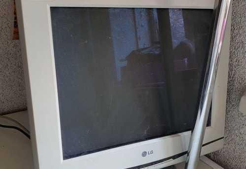Монитор LG Flatron F700B