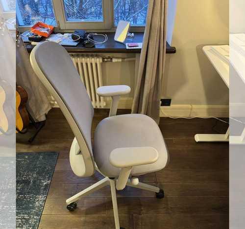 Кресло Herman Miller Lino