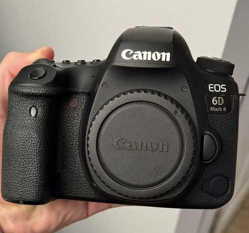 Canon EOS 6D Mark II Body