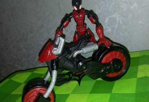 Человек паук и мотоцикл 2 в 1 Hasbro