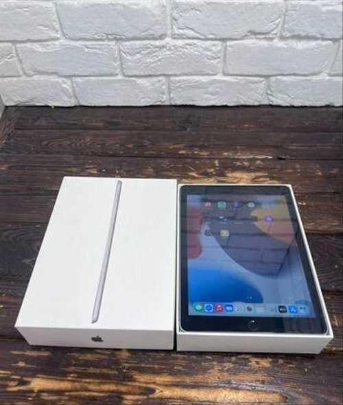 Apple iPad 9.7 128GB wifi+cellular (арт.cchg39550)