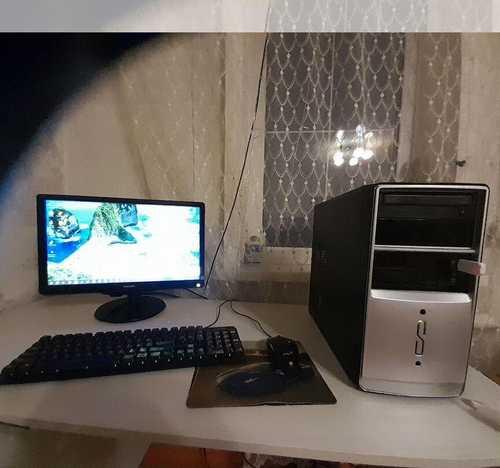 Продам системный блок с монитором