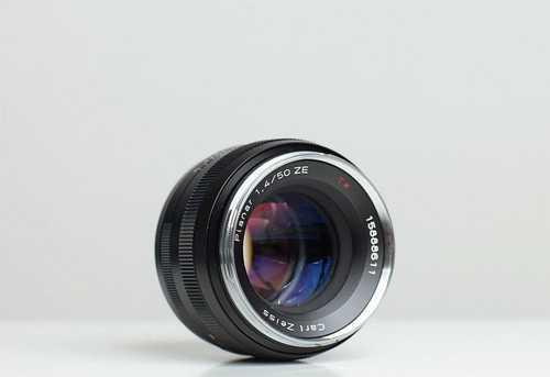 Carl Zeiss planar 50mm f1.4 Canon ZE