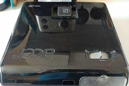 Короткофокусный проектор Acer S1200