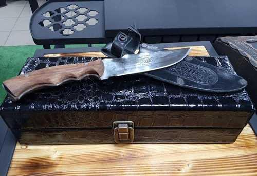 Кизлярские ножи в кейсе