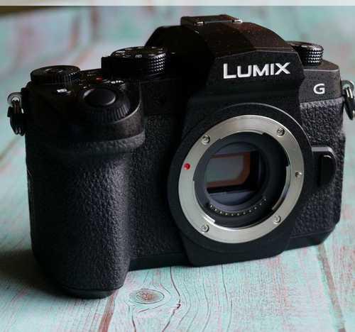 Panasonic lumix G90