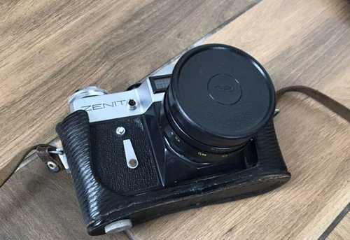 Плёночный фотоаппарат Зенит Е
