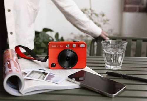 Leica Sofort 2 фотоаппарат