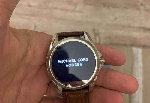 Смарт часы michael kors