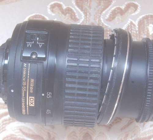 Объектив Nikon DX 18-55 мм