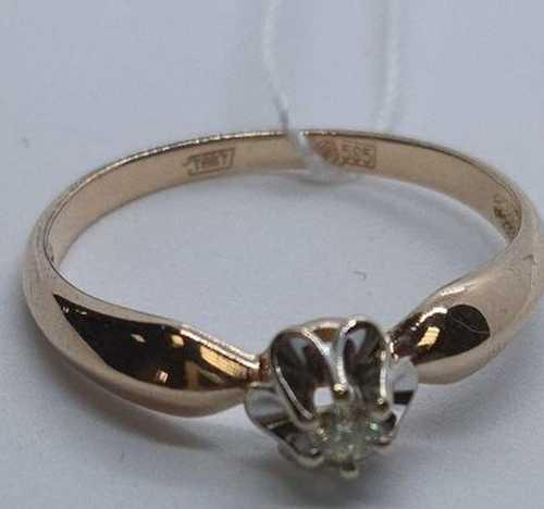 Золотое кольцо с бриллиантом 18 (24300)