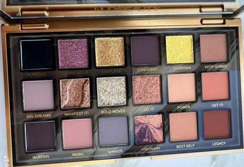 Huda Beauty Empowered Eyeshadow Palette