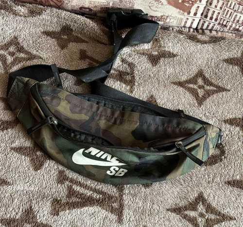 Сумка бананка nike