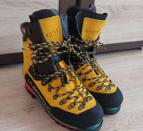 Ботинки La sportiva nepal extreme 42р-р