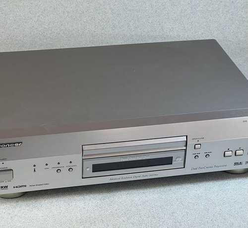 DVD плеер Pioneer DV-868AVi-S