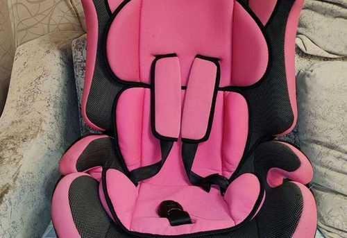 Автомобильное детское кресло розовое