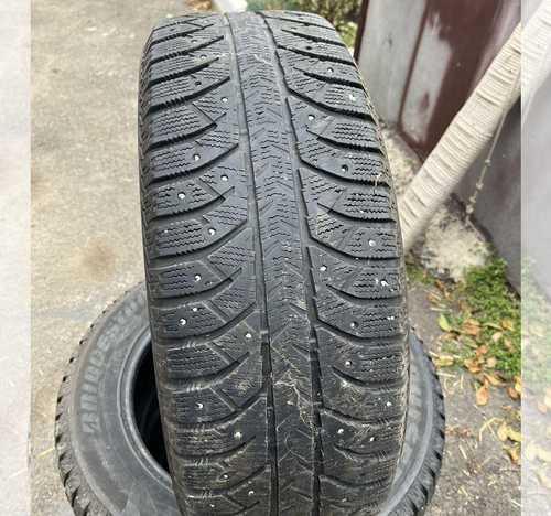 Bridgestone Ice Cruiser 7000 225/60 R17 103T