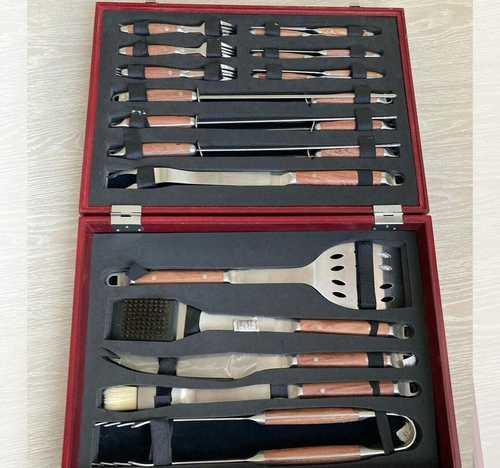 Набор для барбекю Berghoff forged 24 предмета