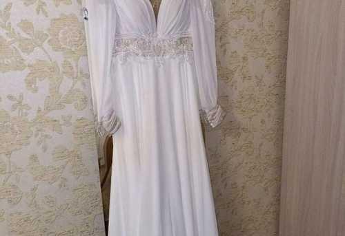 Платье женское свадебное размер 42-46