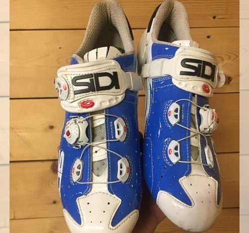 Шоссейные велотуфли sidi vent carbon sole