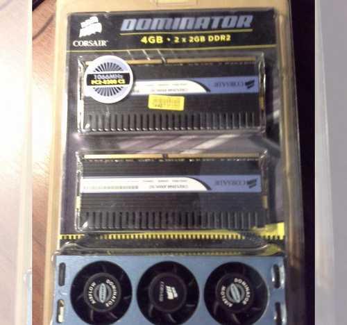 Комплект модулей памяти DDR2 Corsair Dominator