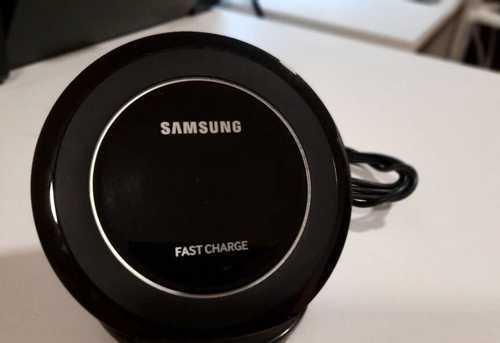 Беспроводная зарядка Samsung Fast charge EP-NG930