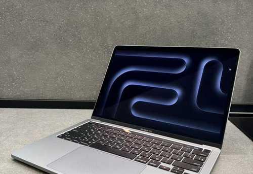 Apple MacBook Pro 13 M1
