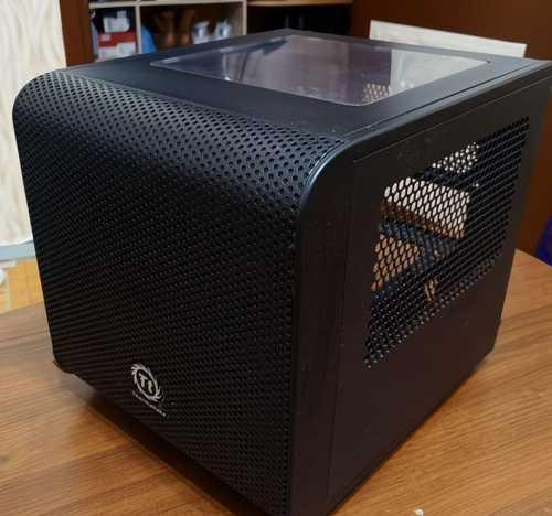 Корпус мини itx Thermaltake Core V1