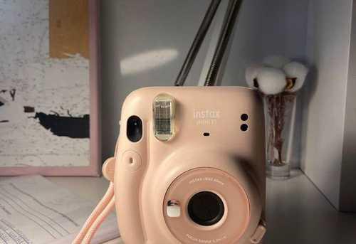 Плёночный фотоаппарат Instax 11 mini