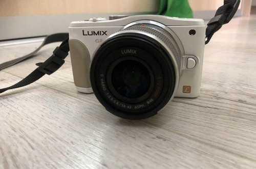 Безцифровой фотоаппарат Panasonic lumix GF 6
