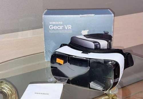Очки виртуальной реальности Samsung Gear SM-R322