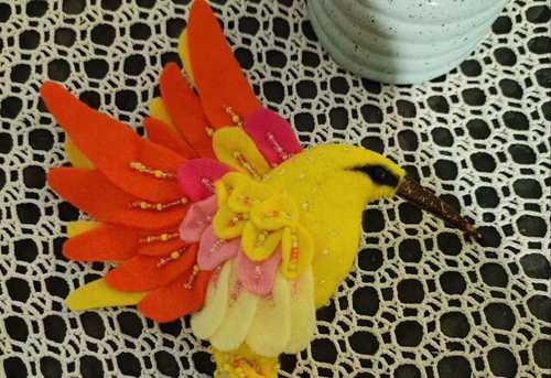 Брошь "Птица" Ручной работы жёлтая