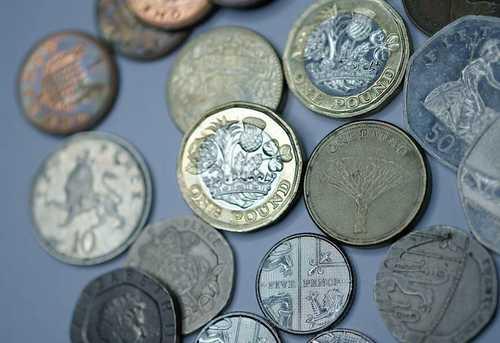 Монеты - Английский фунт и пенни (Великобритания)