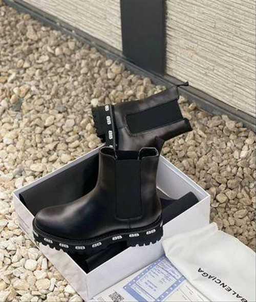 Balenciaga ботинки зимние