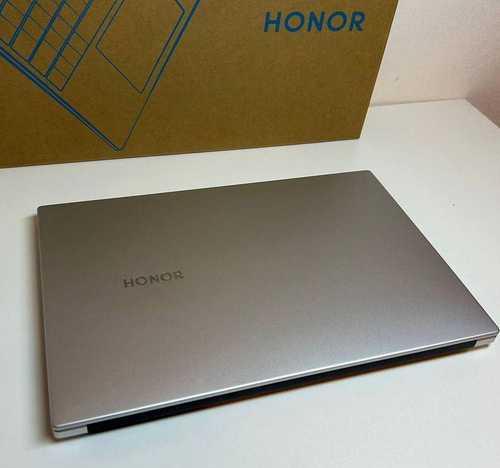 Honor Magicbook x14