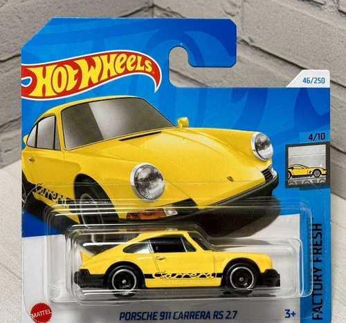 Porsche 911 carrera RS 2.7 hot wheels