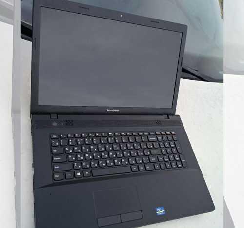 Lenovo 17.3"/Core i5/8Gb/SSD HDD/Отлич сост