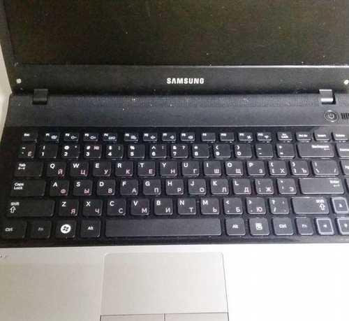 Ноутбук Samsung NP300e4a -a01 ru
