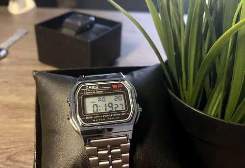 Электронные часы casio