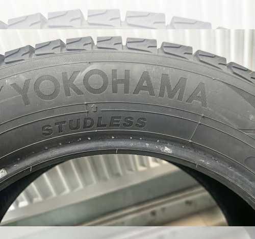 Yokohama Ice Guard Studless IG50 235/60 R18 107Q